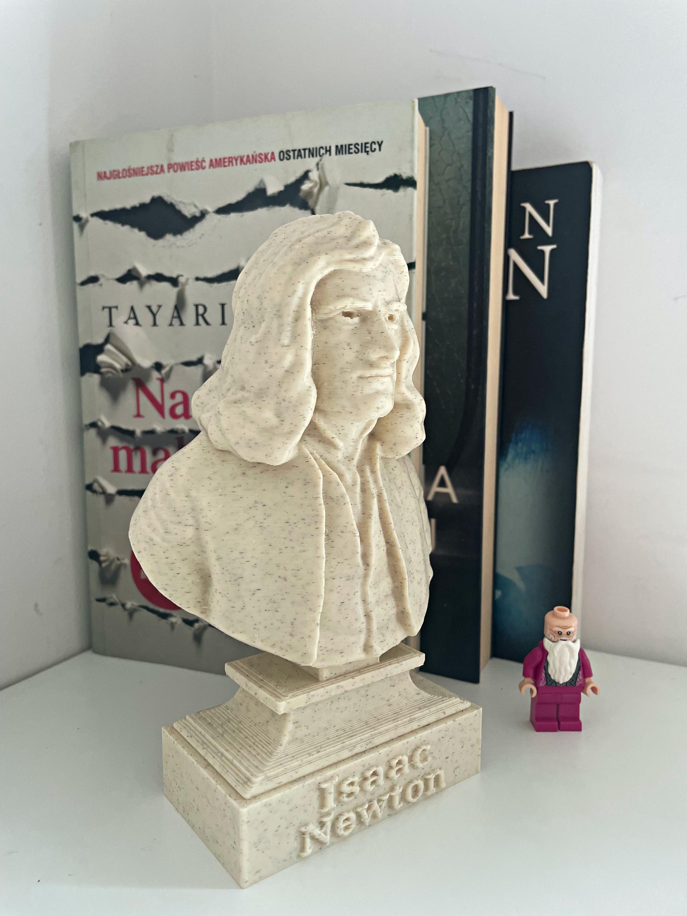 ISAAC NEWTON English Physicist and Mathematician, Philosopher Statue ...