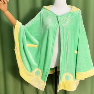 Sakura Frog Hooded Blanket Plush Fleece Throw With Embroidered Frog ...