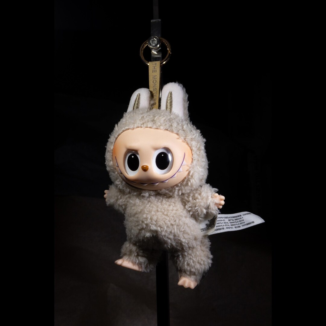 Standing Labubu Keychain, Popmart Labubu Toffee Keychain, Labubu Vinyl ...