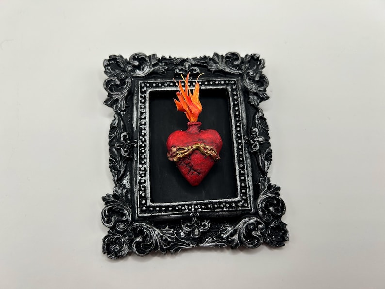 Sacred Heart Antique Framed Wall Art - Etsy