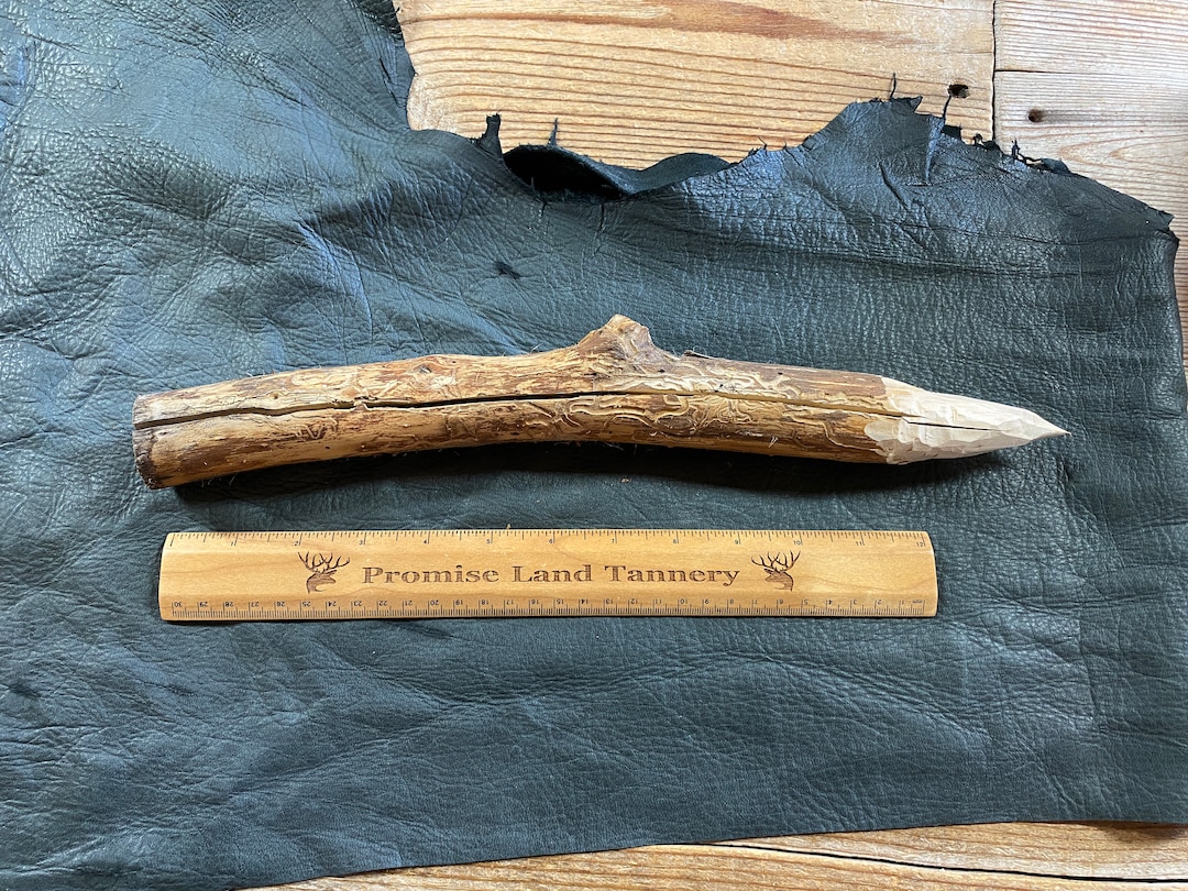 Vampire Stakes- Real Wooden Stake Prop- Lot No 230628-KKK - Etsy