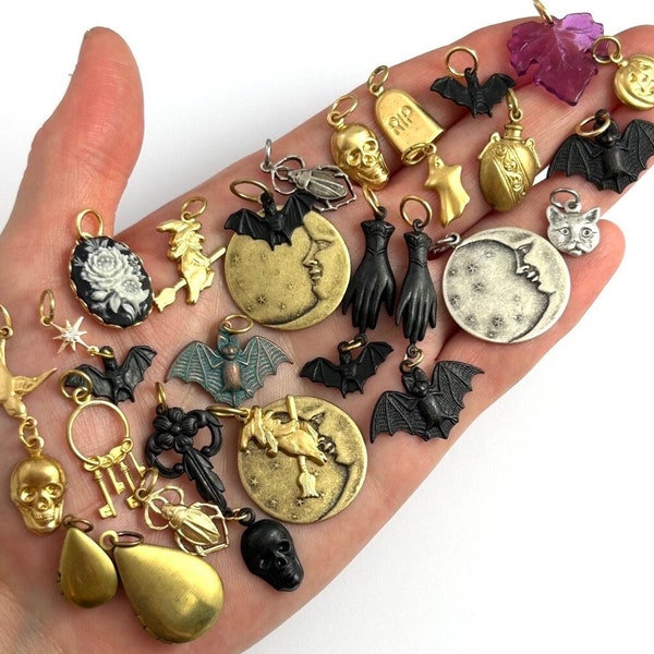 Spooky Jewelry - Etsy