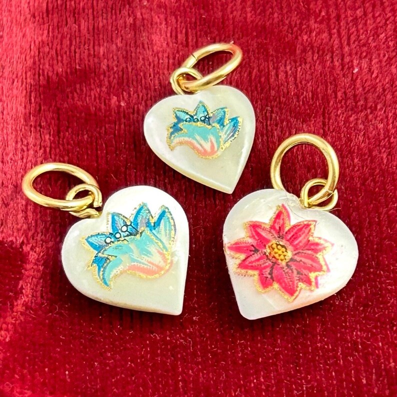 Vintage Heart Charms Floral Vintage Jewelry Dainty Necklace Pendants ...