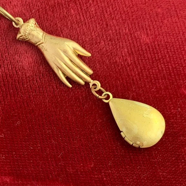 Victorian Hand Pendant - Etsy