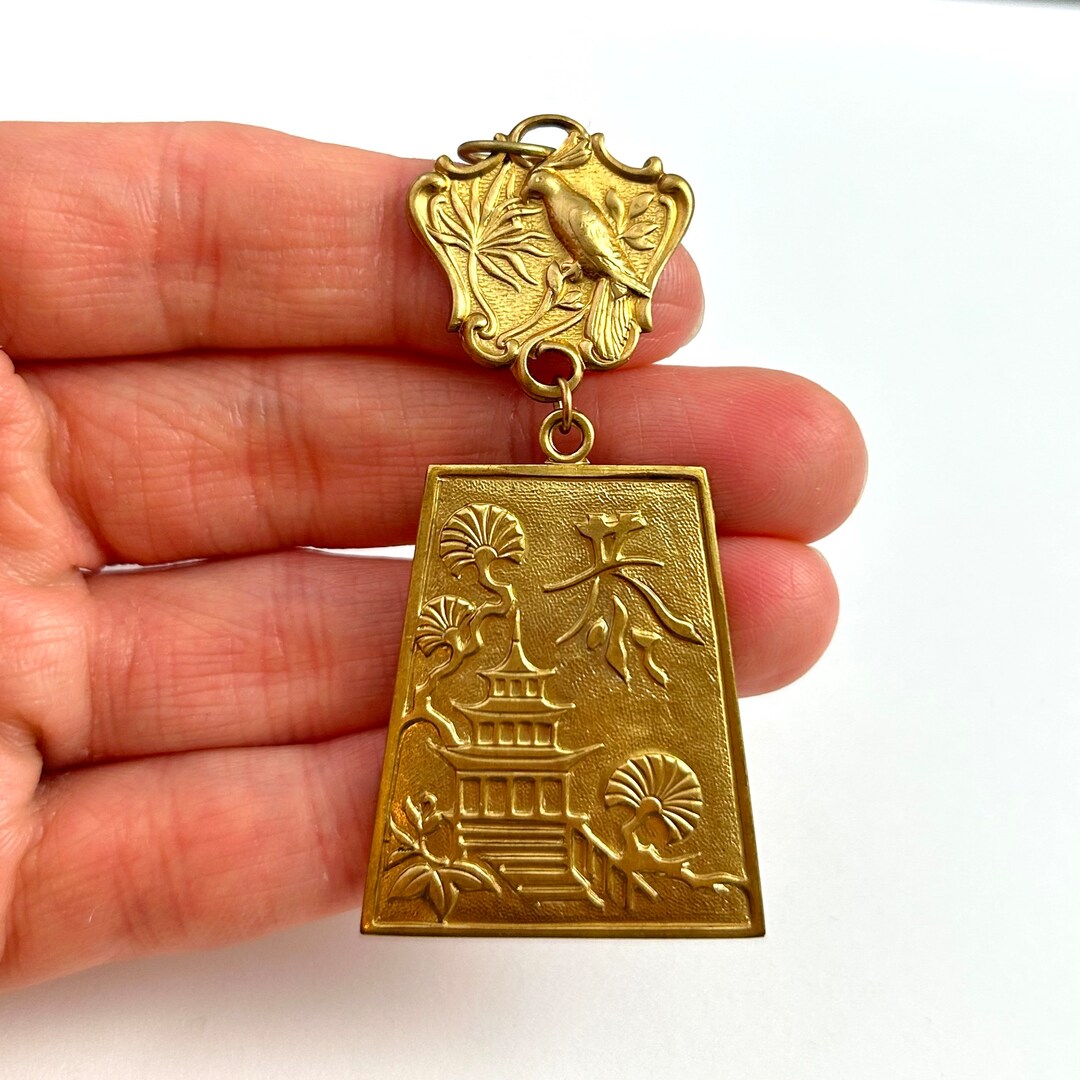 Chinoiserie Jewelry, Chinoiserie Pendant, Bird Pendant, Vintage Brass ...