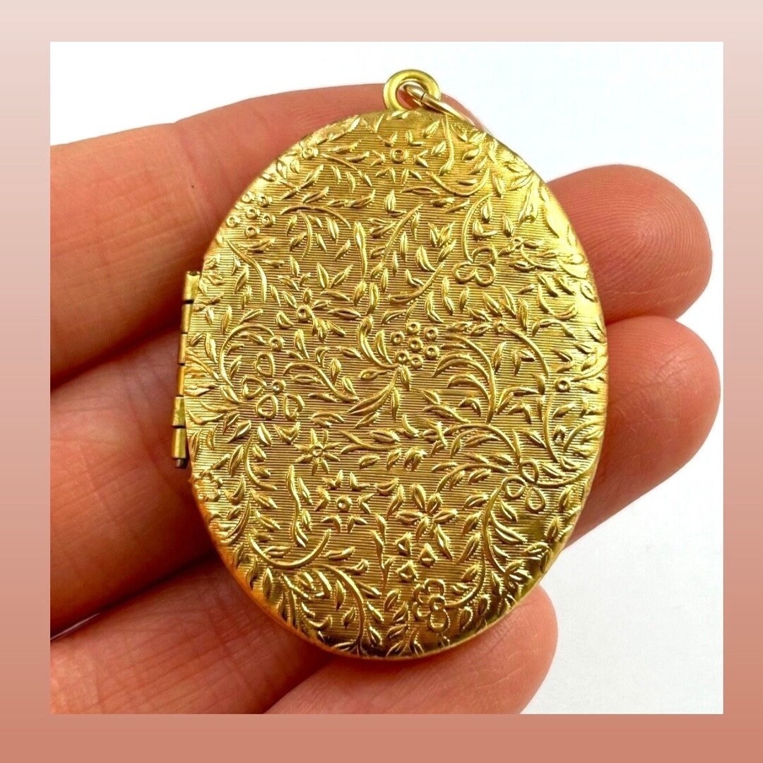 Vintage Locket Necklace Pendants for Women Vintage Jewelry Oval Locket ...