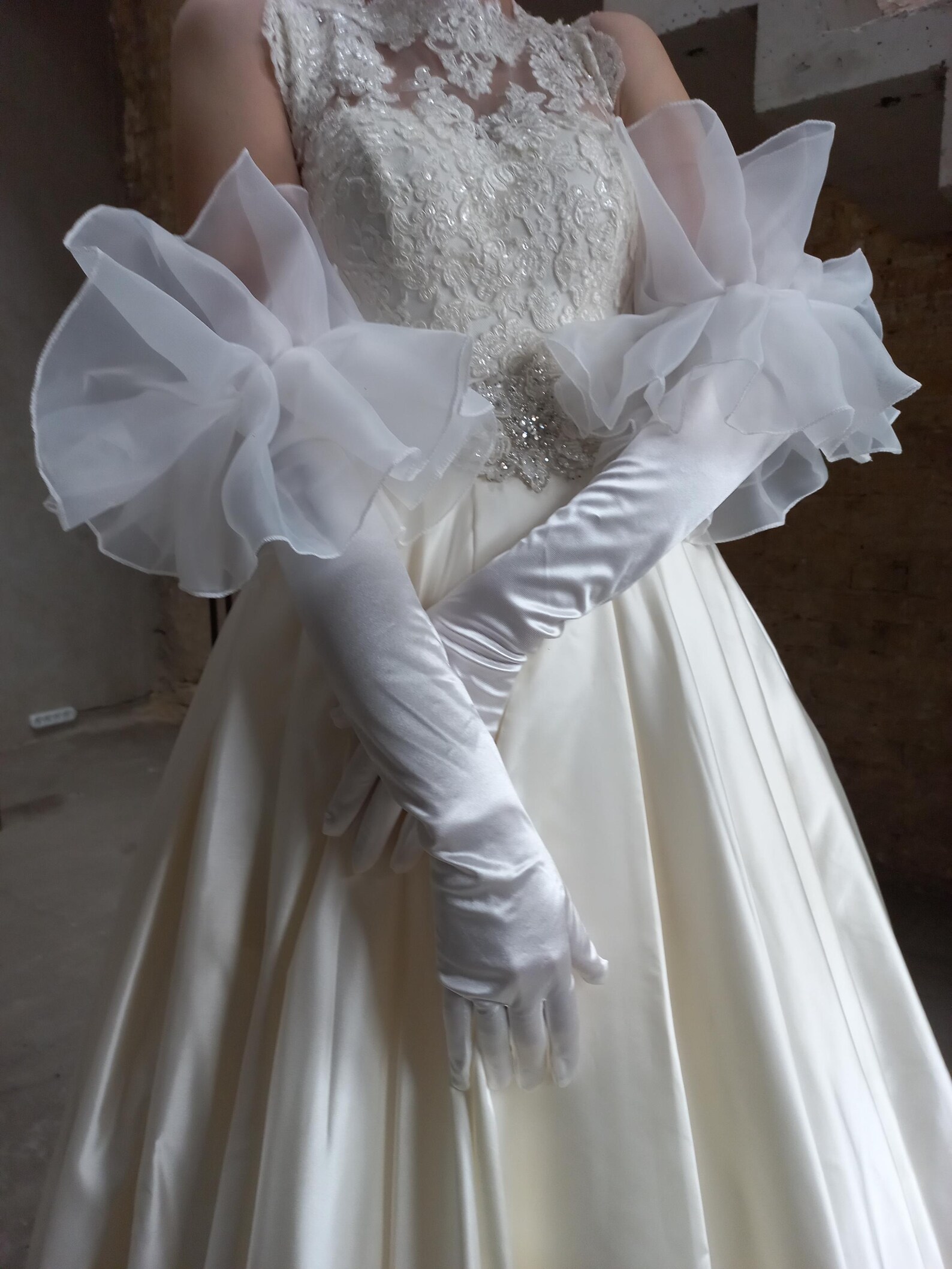 Long Satin Bridal Gloves Ruffle Elegant Long Bridal Gloves Ruffle Chic ...