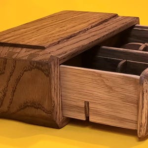 Oak Keepsake Box. A Beautifully Handcrafted, Stained Oak Box With ...