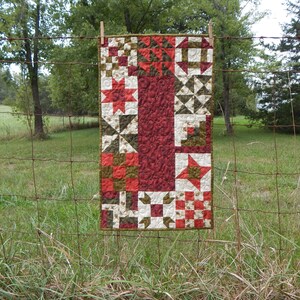 PDF Winterberry Table Scraps Runner Instant Digital Download Quilt ...