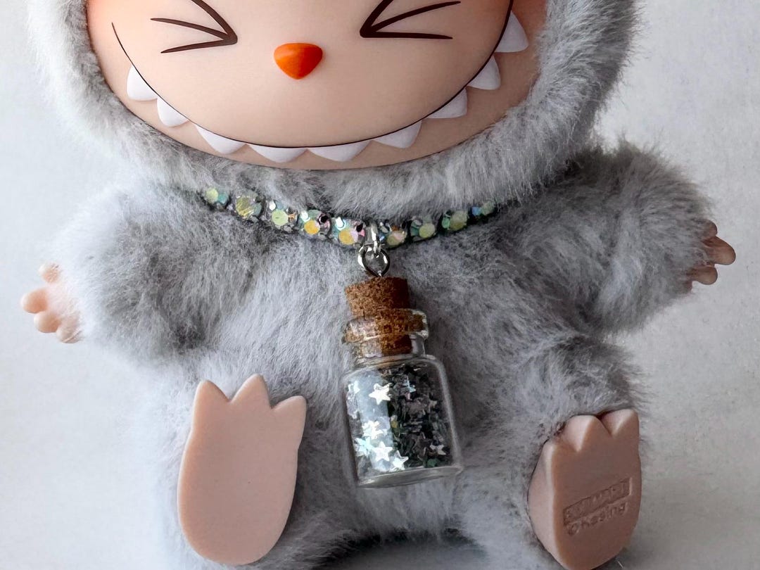 Labubu Iridescent Rhinestone Necklace With Glitter Silver Star Jar ...