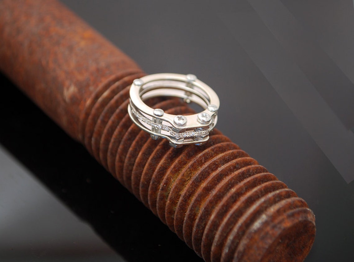 V3 Diamonds-connected Engagement Ring-steampunk Engagement | Etsy