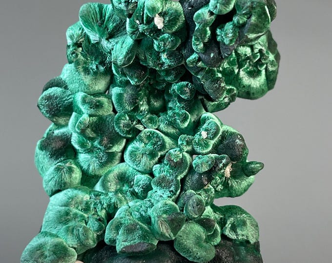 Rare Congo Malachite Specimen: Vibrant Green Mineral With Needle-like ...