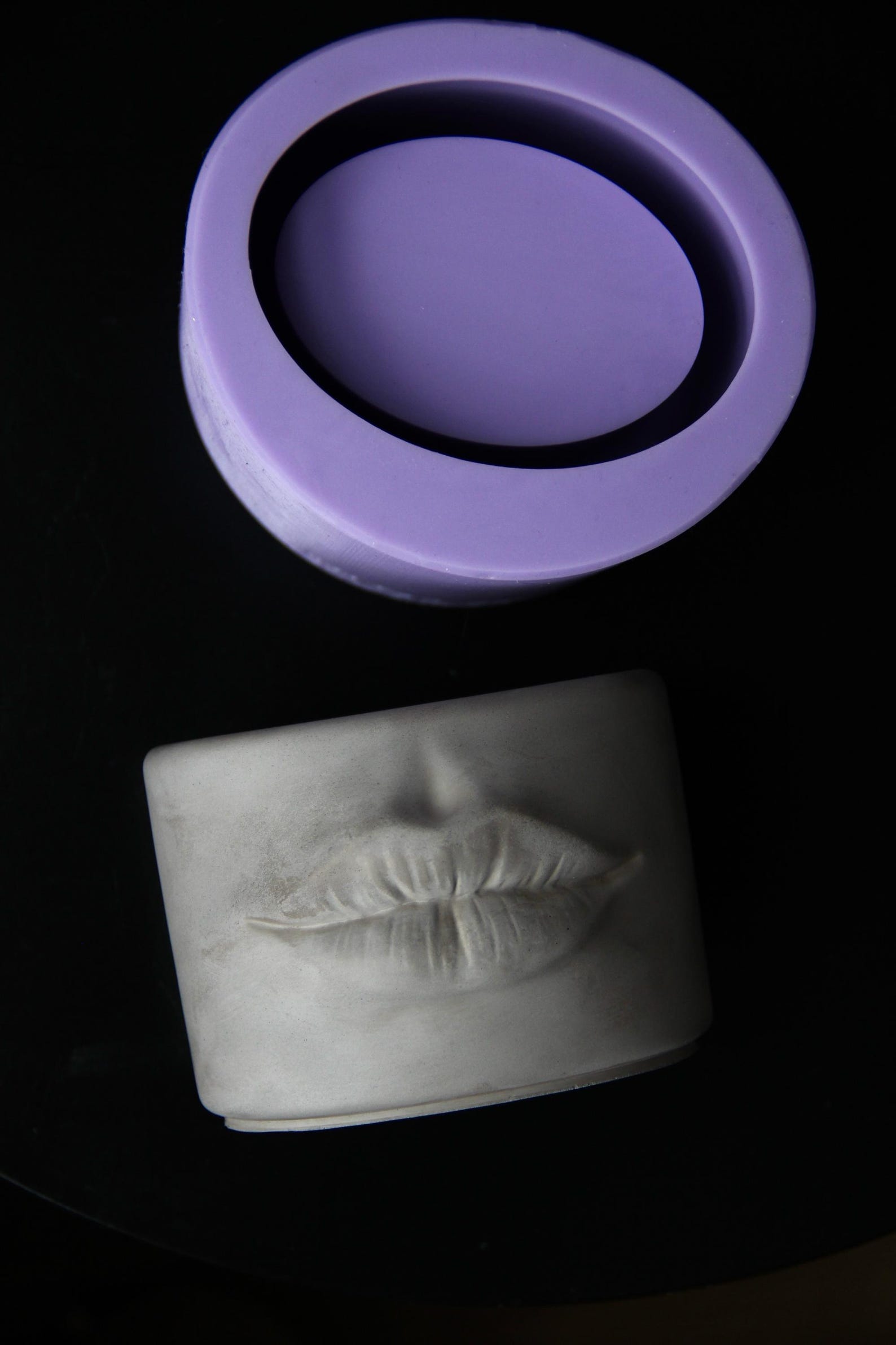 Lips Mold, Pout Mold, Kiss Mold Sculpted Lips Mold, Glossy Lips Mold ...