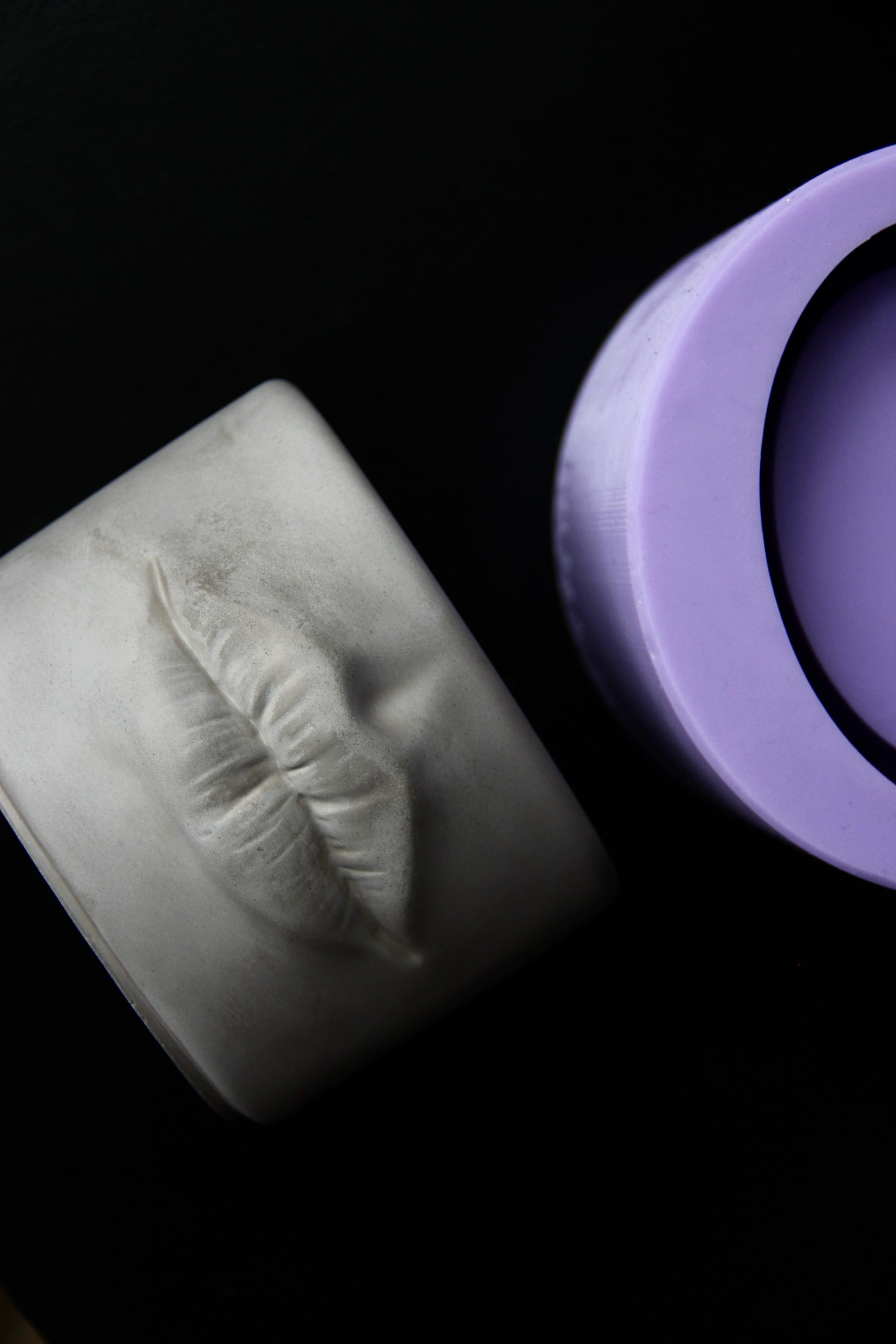 Lips Mold, Pout Mold, Kiss Mold Sculpted Lips Mold, Glossy Lips Mold ...