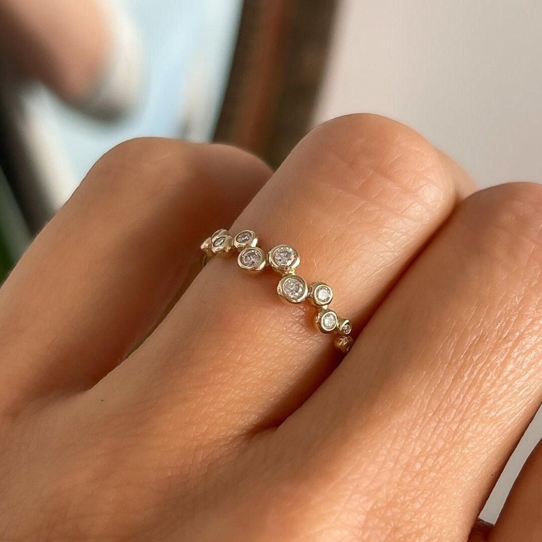 Zig Zag Bubble Set Half Eternity Band, Round Cut Lab Grown Diamond ...
