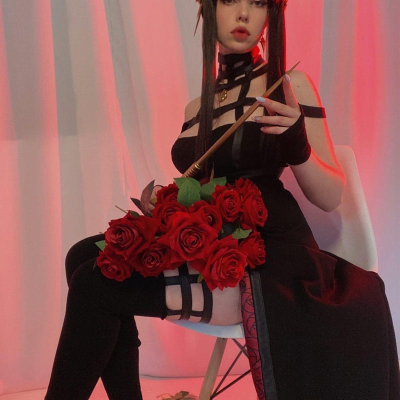 Yor Forger Cosplay Costume - Etsy