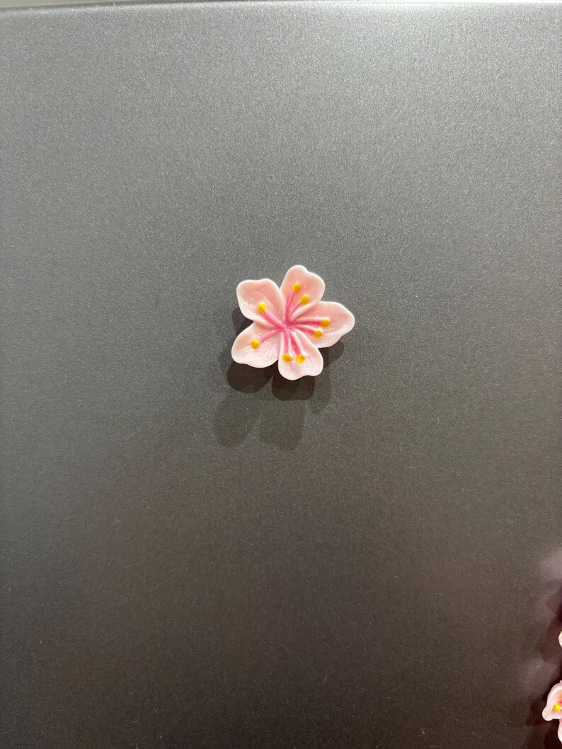 Pink Lily Flower Fridge Magnets / Home Décor / Kitchen Furnishings ...