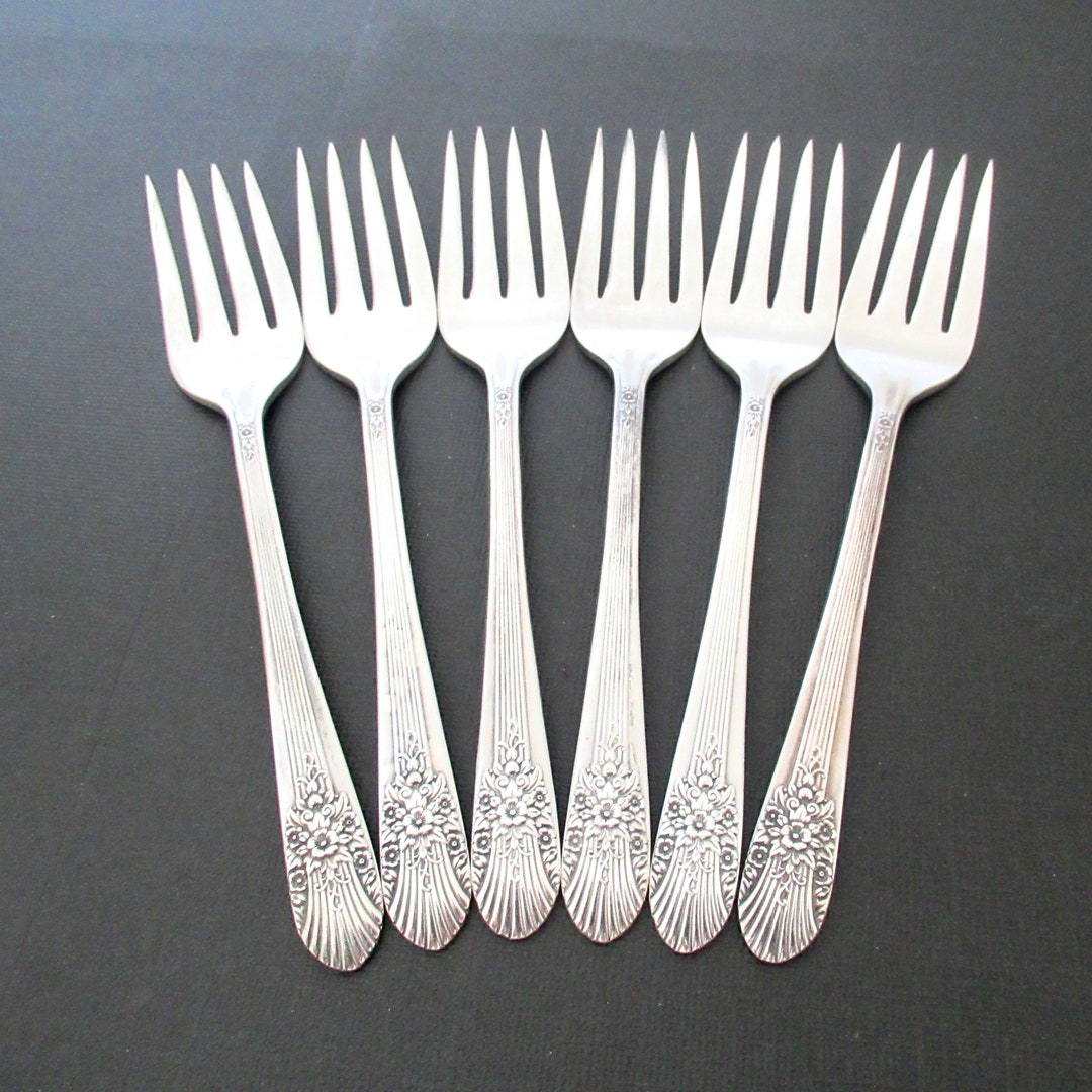 Art Deco Silverplate Salad Forks, Silver Mist Marigold 1935 by Wm ...