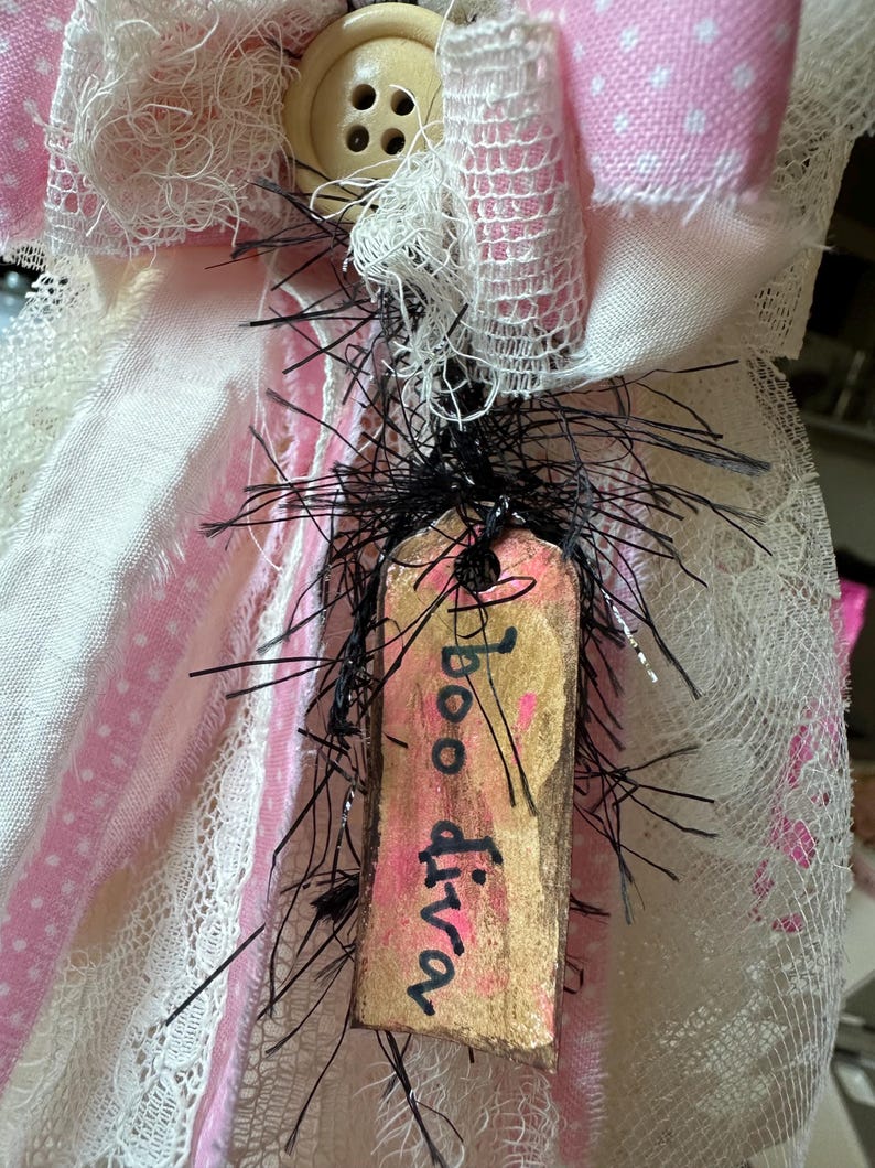 Pink Ghost Diva - Etsy