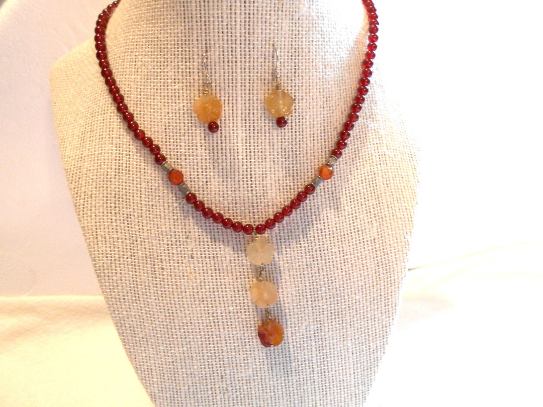 Garnet Bead Pendant Necklace and Earrings Flower Design - Etsy