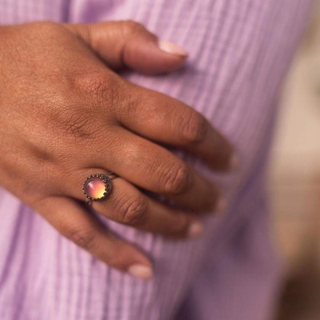 Small Silver Mood Ring | Dainty Color Changing Boho Ring, Sizes 5–10 - Etsy