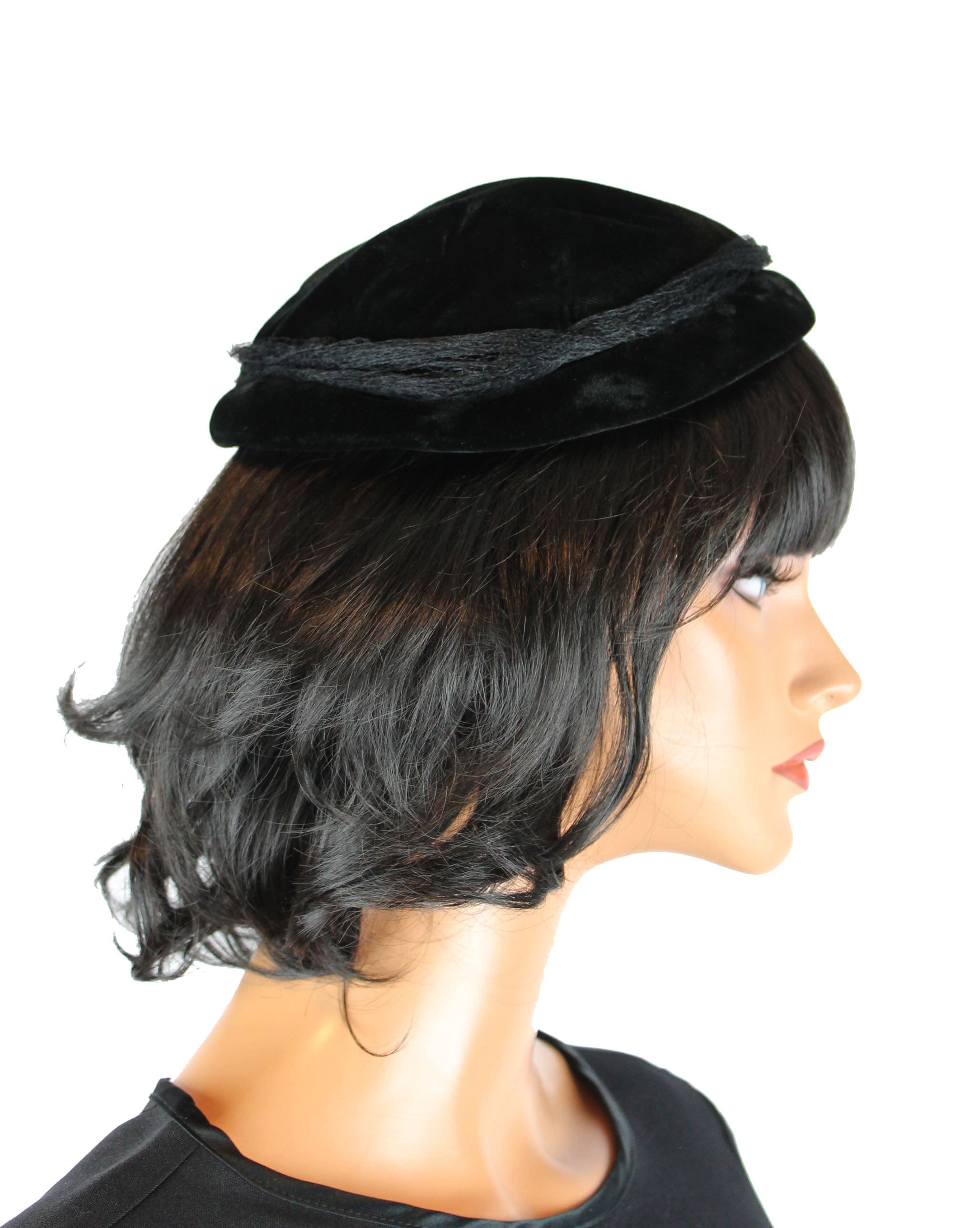 Vintage Pillbox Hat 50s Black Velvet Round Fascinator Cap Tulle Netting ...