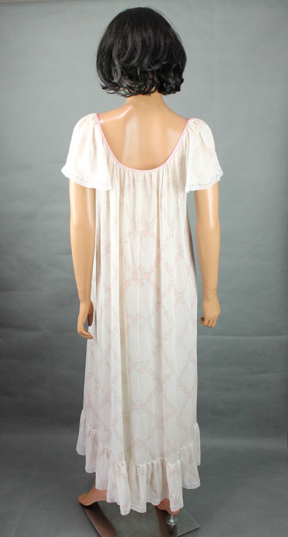 Lucie Ann Claire Sanders Peignoir Set Vintage White P… - Gem