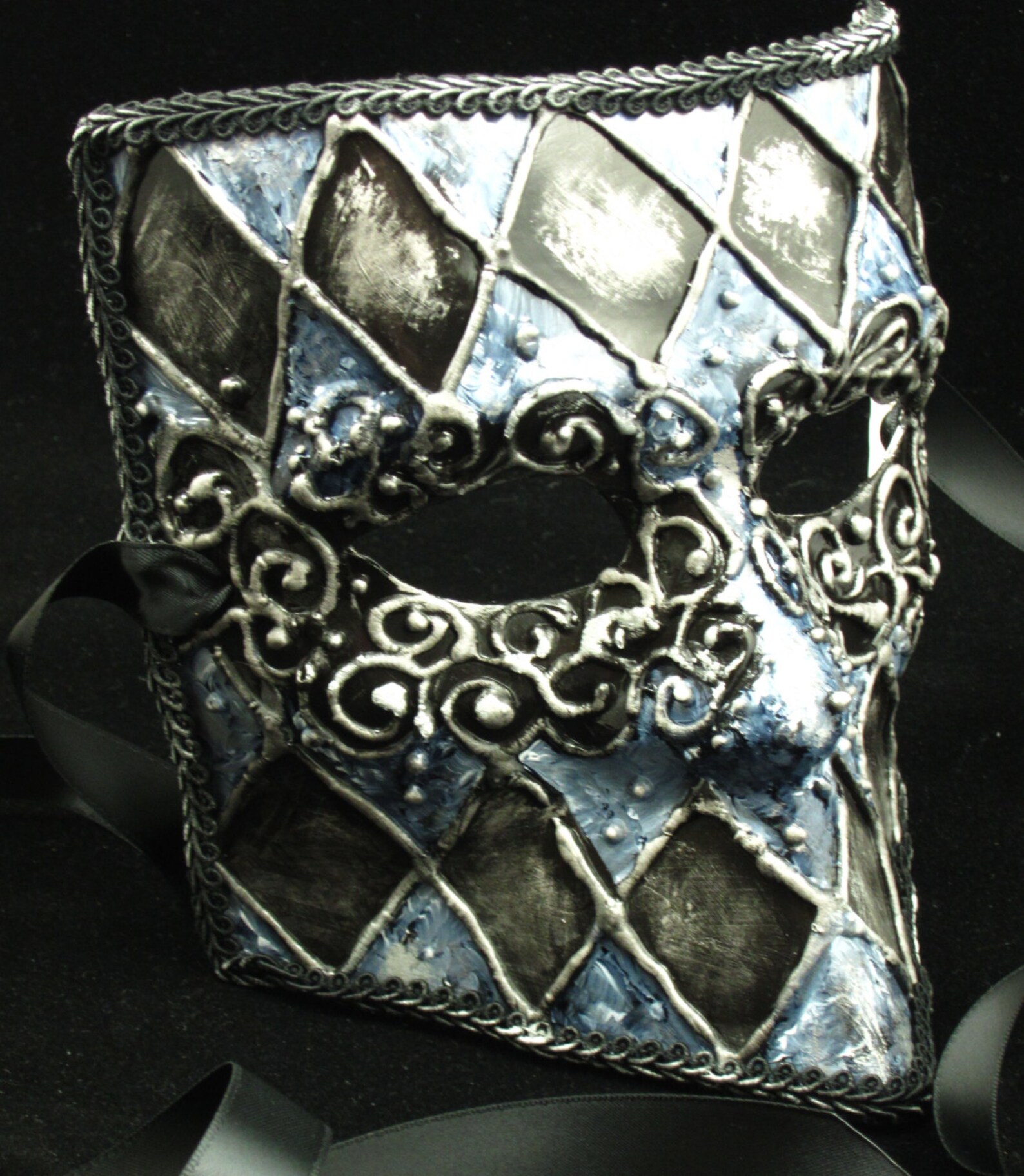 Silver Knight Bauta Mask, Black and Grey Harlequin Bauta Mask With ...