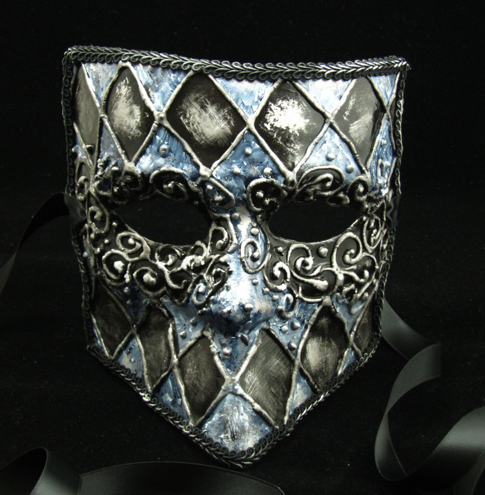 Silver Knight Bauta Mask, Black and Grey Harlequin Bauta Mask With ...