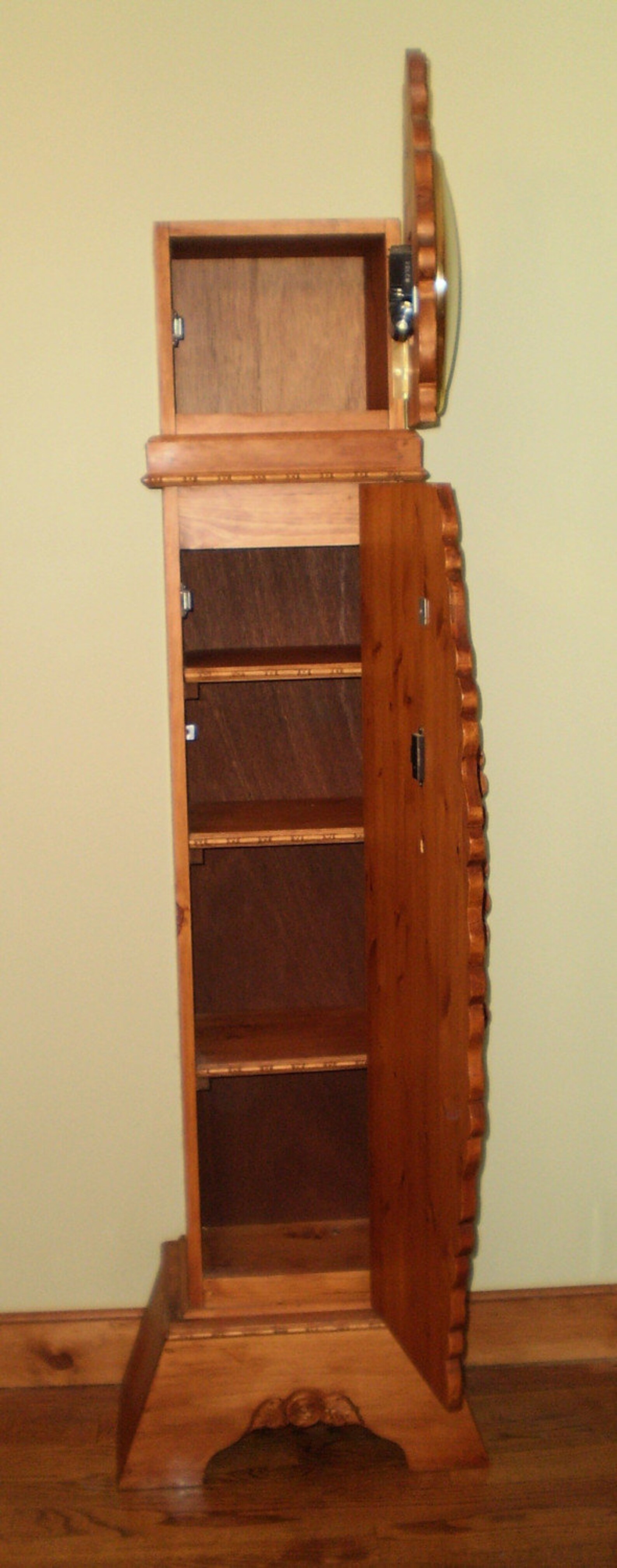 Grandmother Clock, Grandfather Clock, Storage Clock, Rose Clock ...