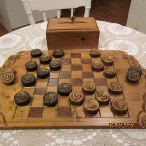 Checker Board Set, Checkers Set, Rose Checker Board With Rose Checkers ...