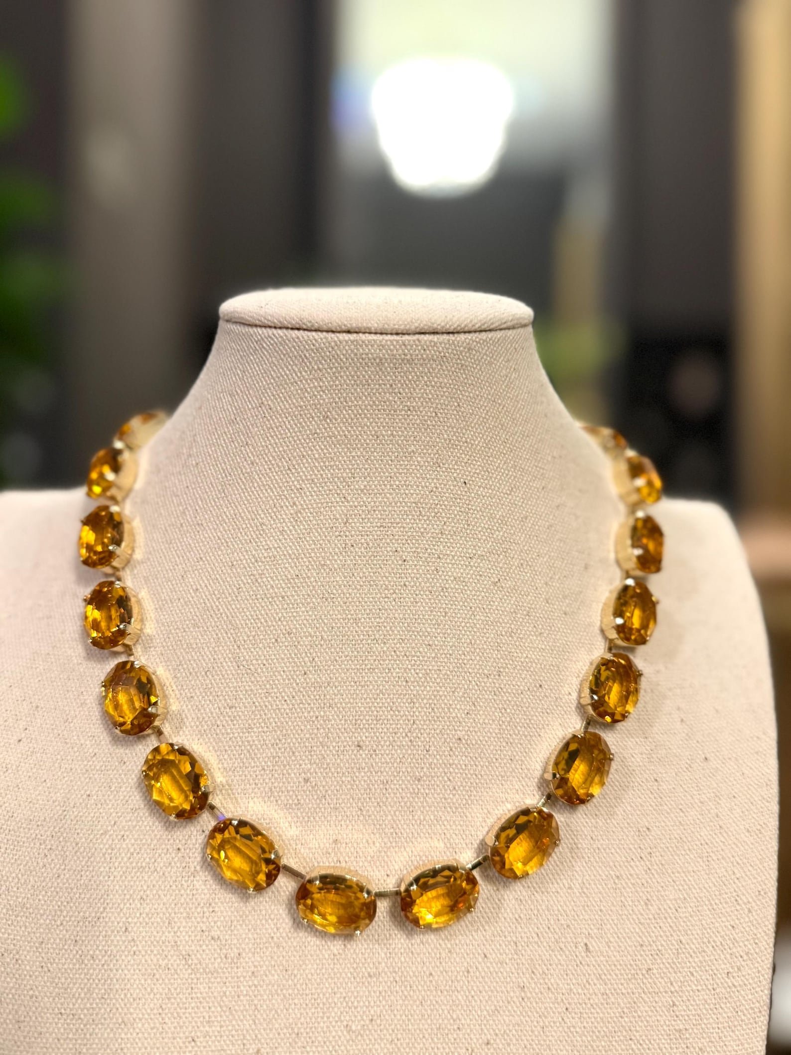Anna Wintour Topaz Yellow Honey Gold Necklace Peach Oval Champagne ...