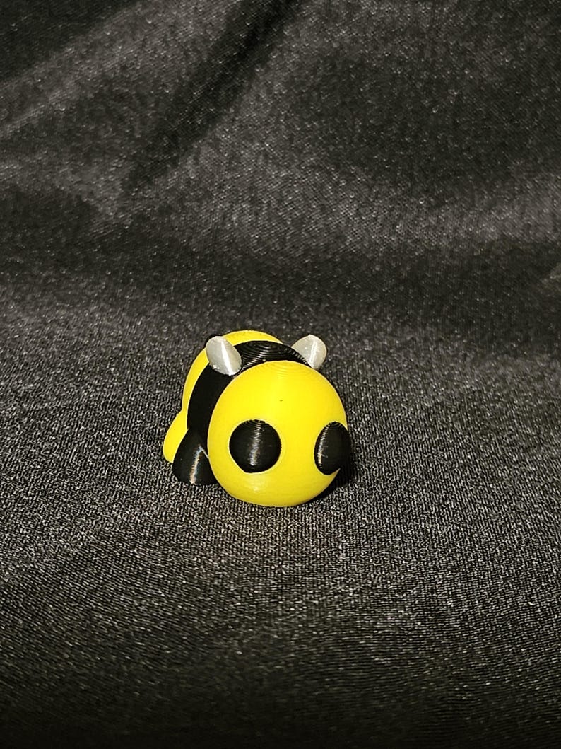 Tiny Bee Zou3d 3D Print. Authorized Seller - Etsy