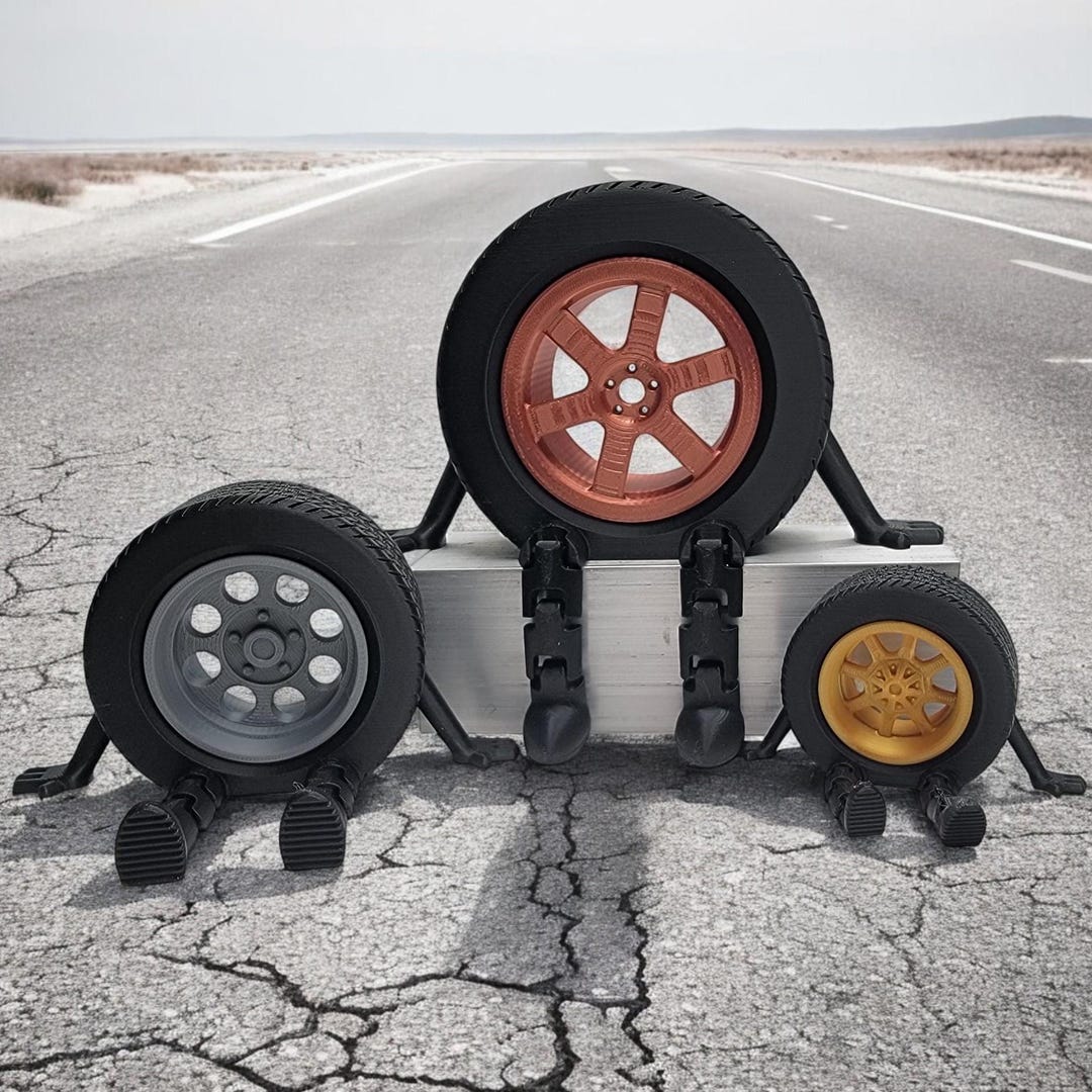 Wheel Buddy With 1 Rim | Articulating Desktop Toy | Free ...