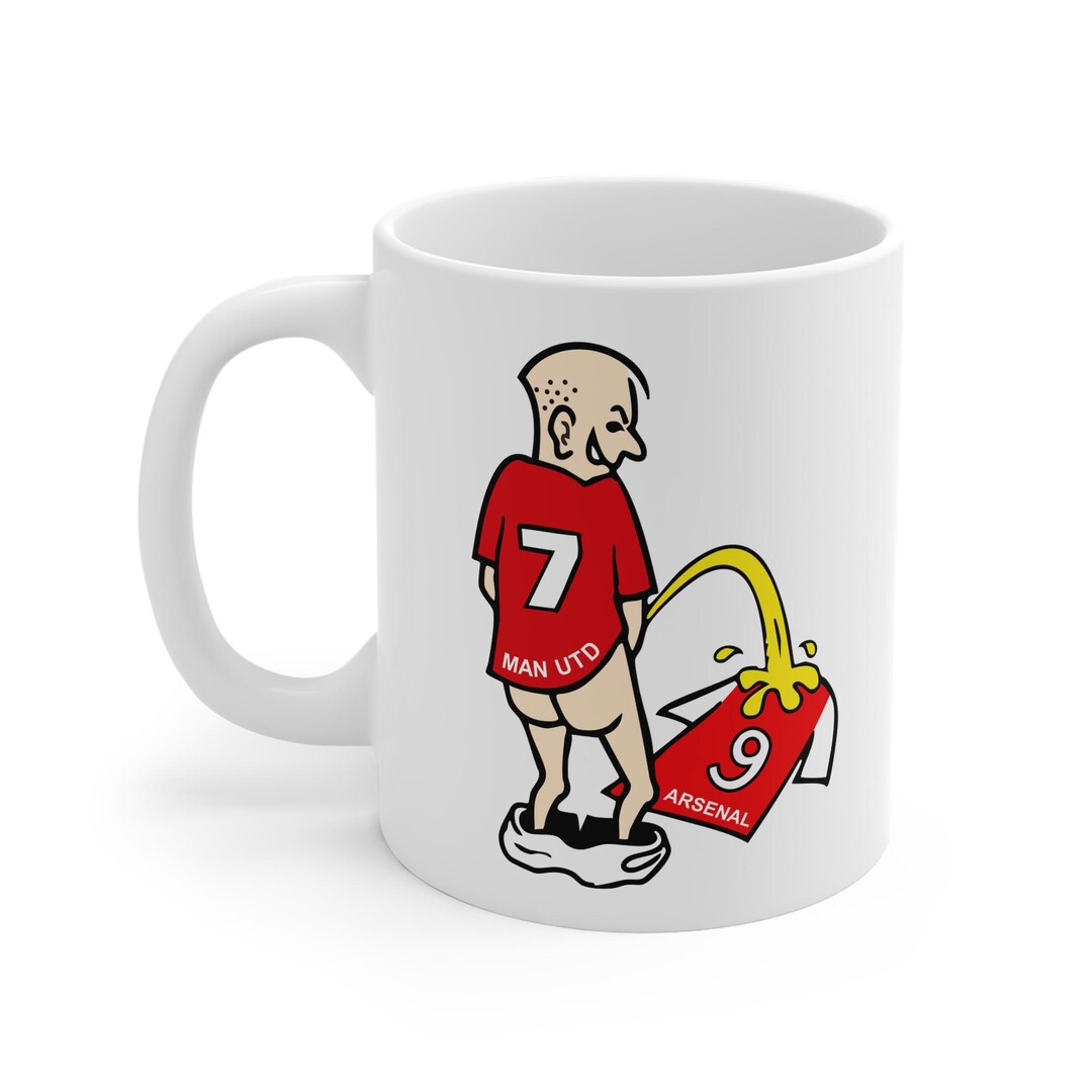 Manchester United Pee on Arsenal Funny Football Rivalry Fan Joke Mug ...