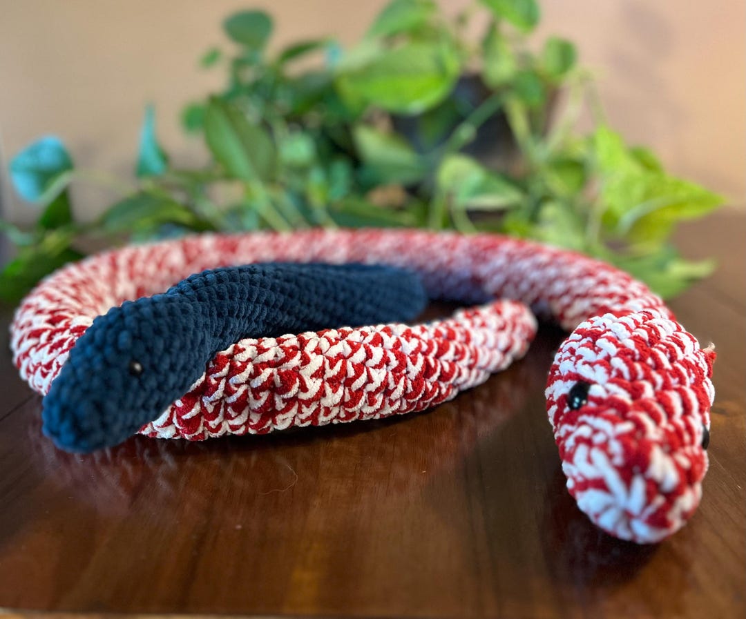 Crochet Snakes - Pattern by Chronic Creator - Etsy