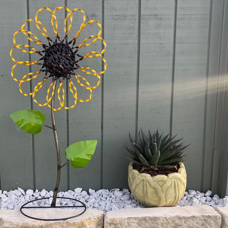 Metal Sunflower Yard Art - Etsy