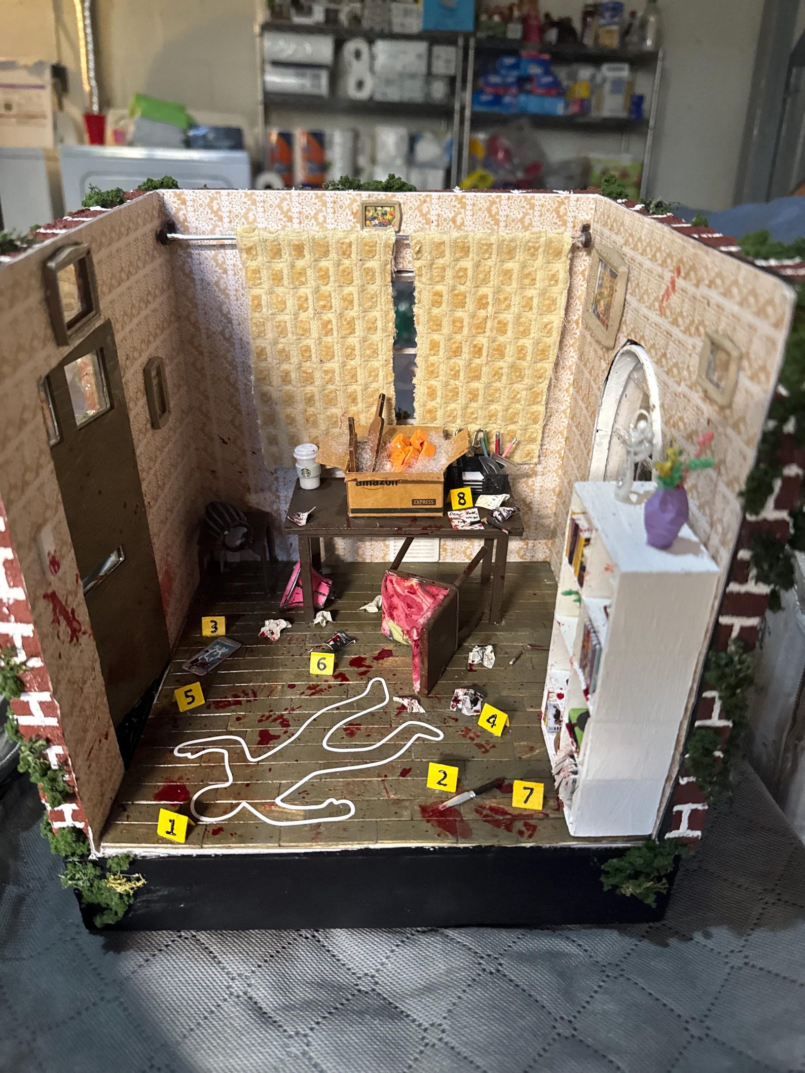Miniature Crime Scene Diorama *MADE TO ORDER* - Etsy