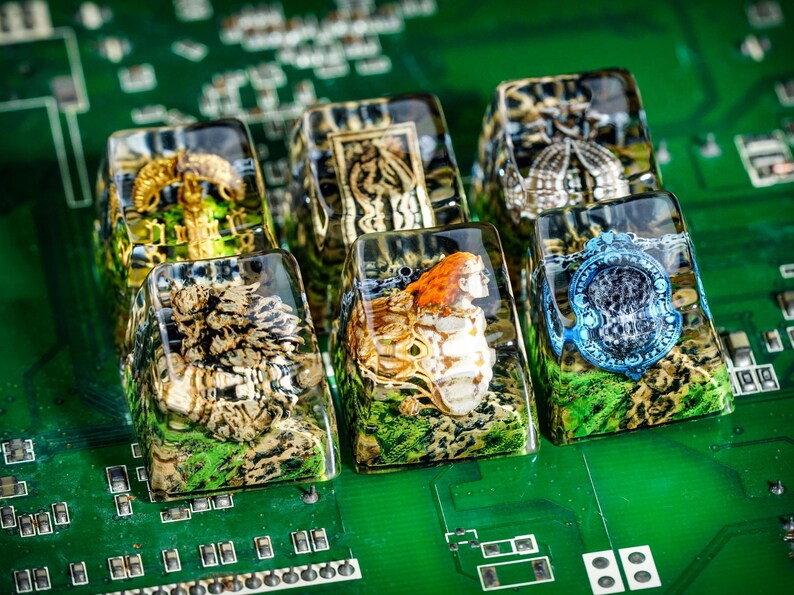 Moon of Nokstella 3D Elden Ring Keycap, Custom Gaming Artisan Keycap ...