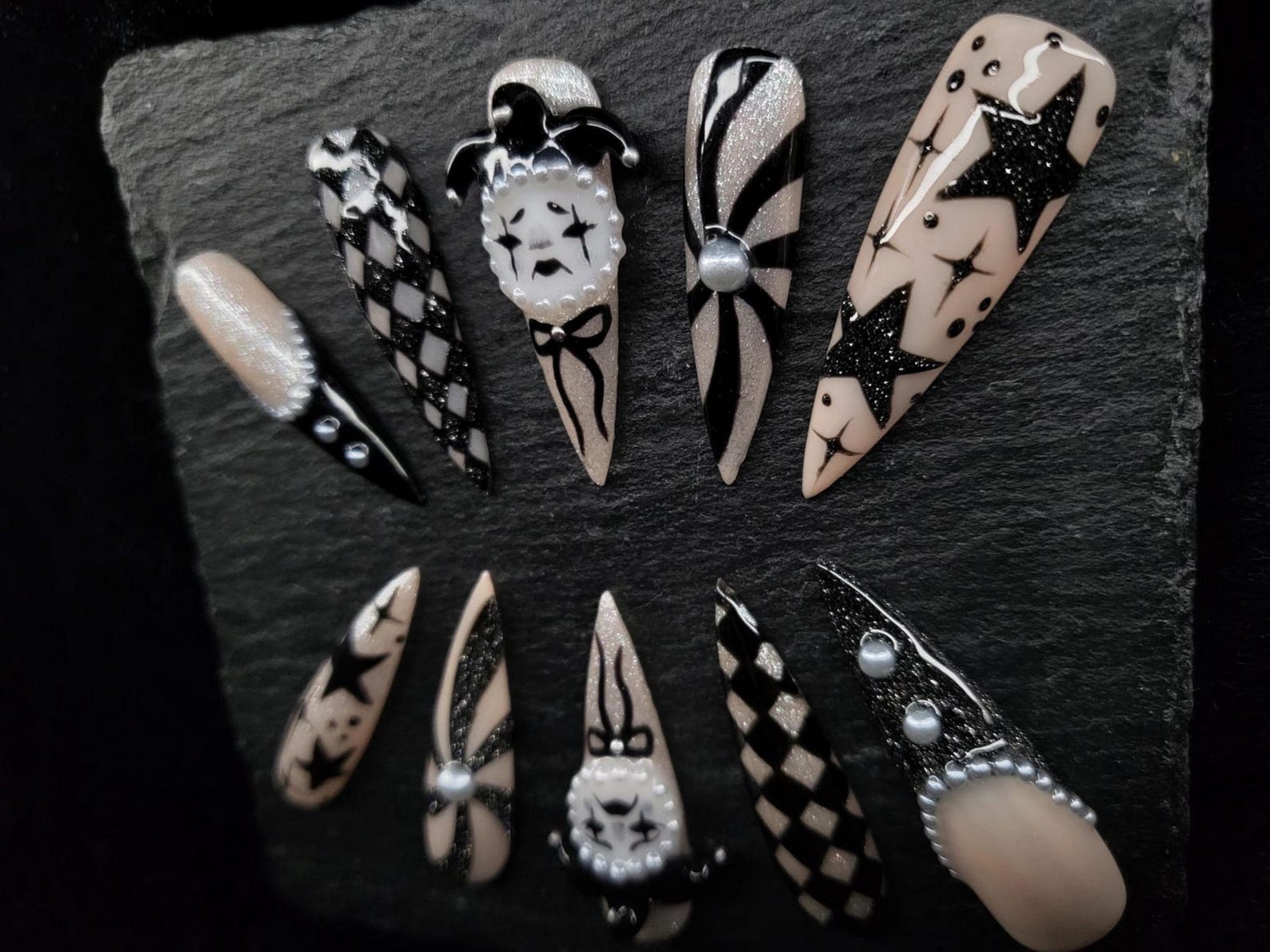 Gothic Clown-themed Press on Nails | 3D Sad Clown Face Nail Art | Bold ...