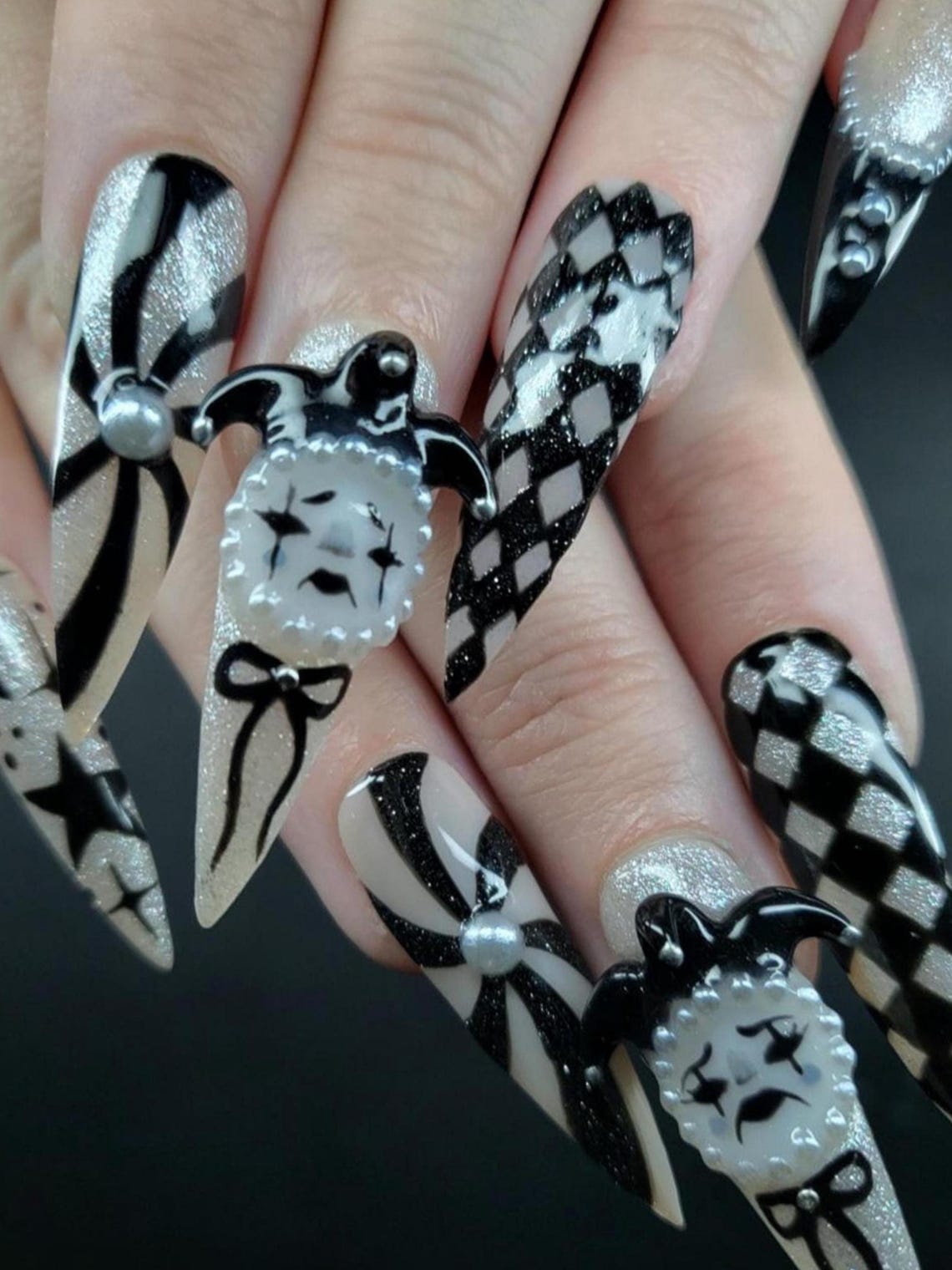Gothic Clown-themed Press on Nails | 3D Sad Clown Face Nail Art | Bold ...