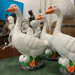 Large Concrete Goose Statue, American Dress, Outdoor Garden Decor (19 ...