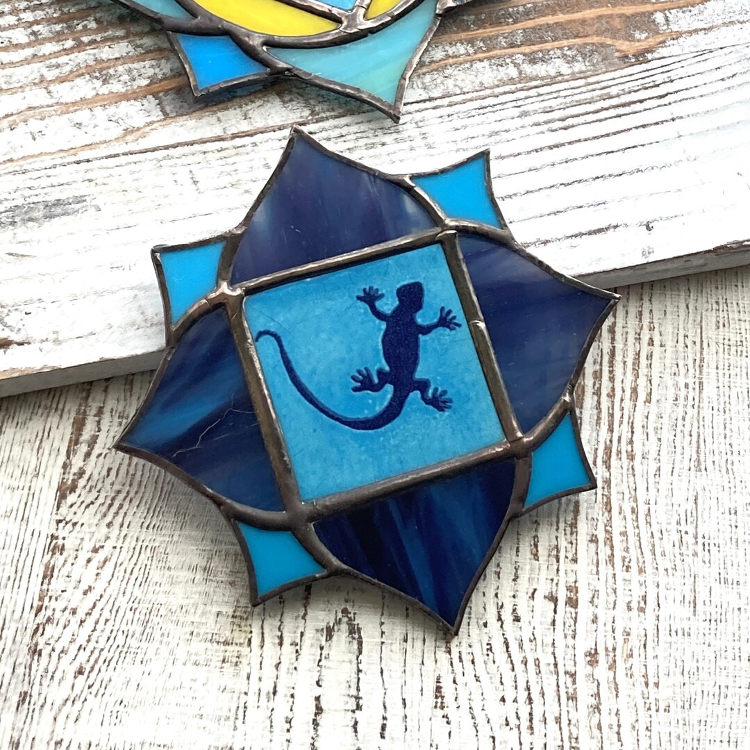 Mexican Tile Stained Glass Gecko Mandala Wall Hanging Spanish Tile ...