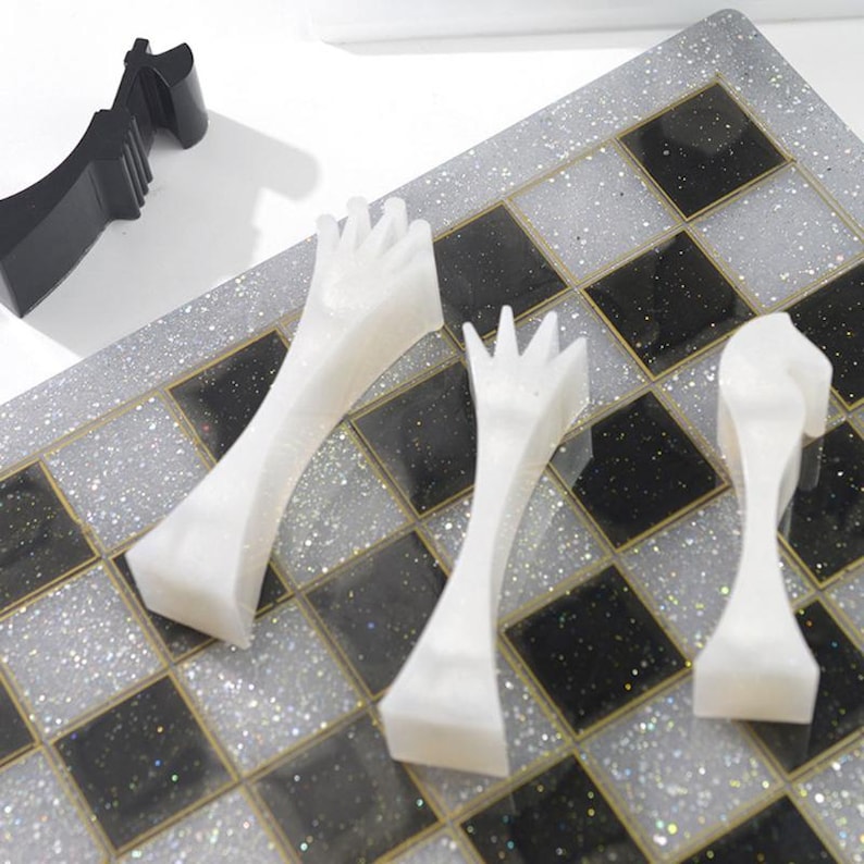 2pcs DIY 3D Chess Pieces Resin Casting Molds Kit 3D Chess Checker Epoxy ...