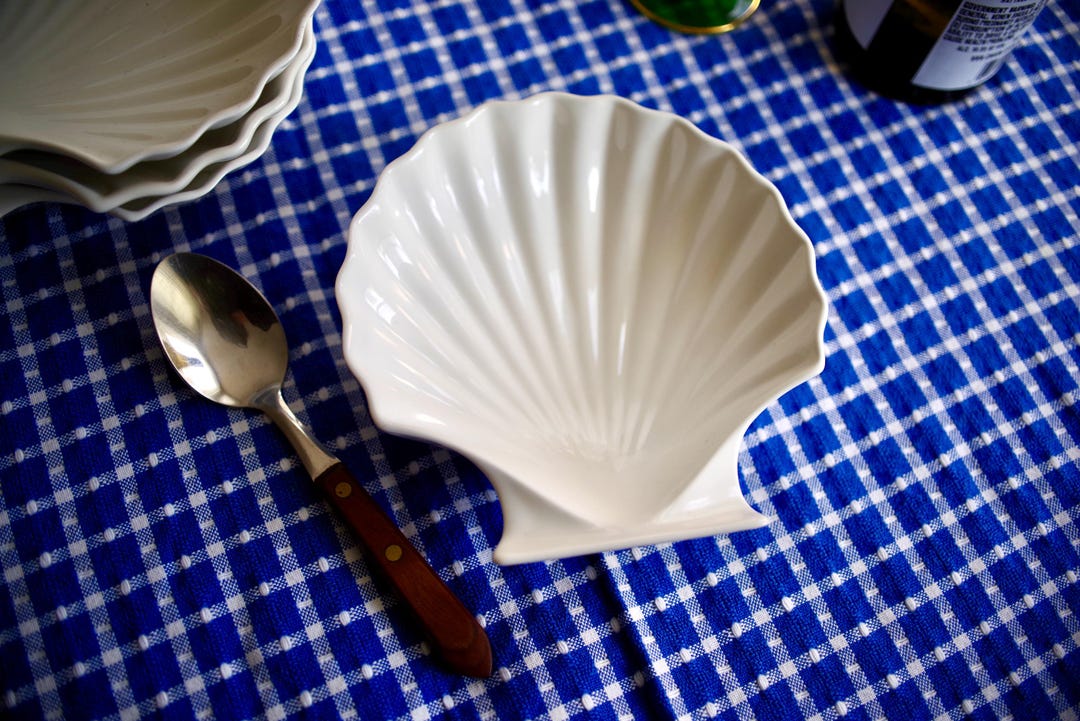Set of 4 Vintage Ceramic Shell Bowls, Made in Japan, Oven and Microwave ...