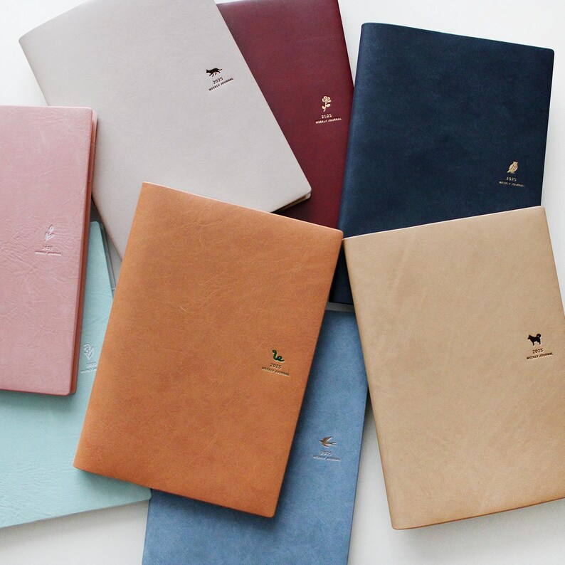 2025 Planner, A5 Weekly Planner, 15months, Vertical Layout, Sofia Shiba ...