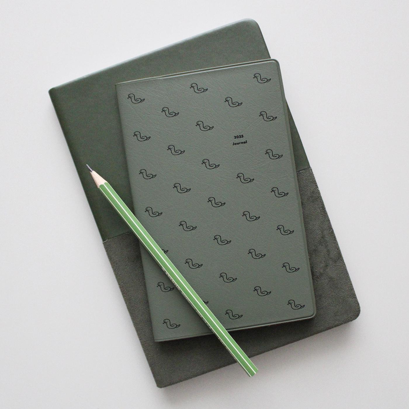 2025 Compact Size Monthly Planner, 15months, Minimini, Snake ...