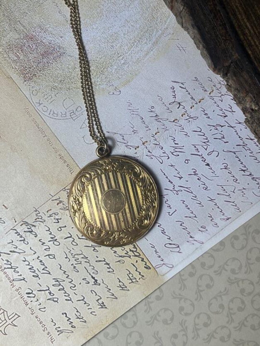 Vintage Gold Filled Circle Swirls & Stripes Pattern Locket V1287 - Etsy