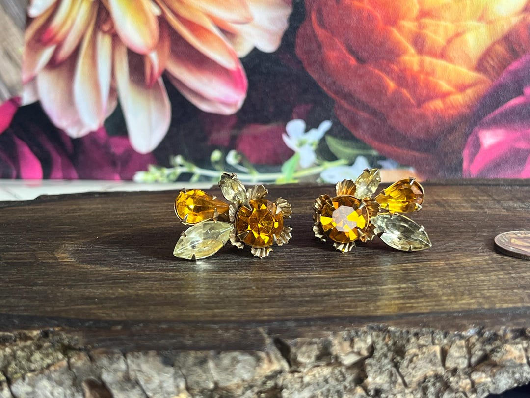 Vintage Costume Rhinestone Flower Clip on Earrings Signed Beau Jewels ...