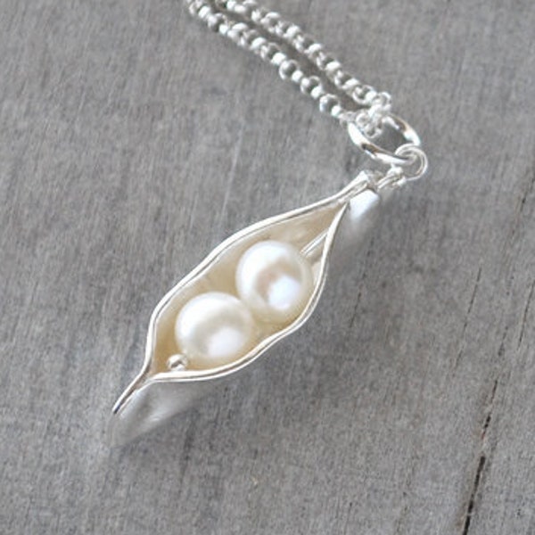 Two Peas in a Pod Necklace - Etsy